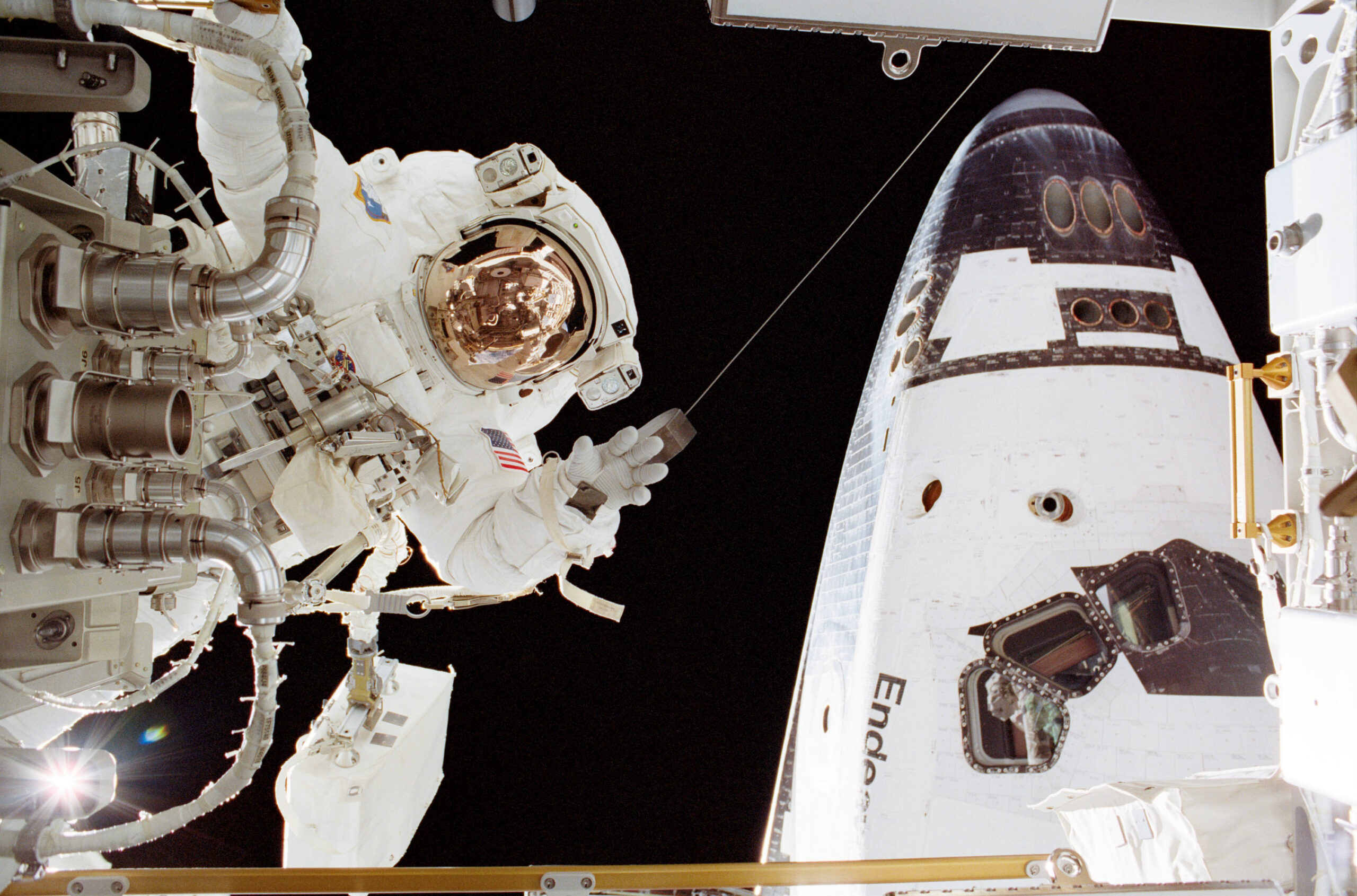 Astronaut John Herrington Completes Spacewalk Mission - NASA - Hawkdive.com