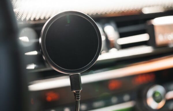 MagSafe Charger Not Working- Issue solved - Hawkdive.com