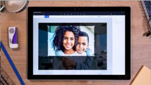 Hands-On Paint 3D App For Windows 11 - Hawkdive.com