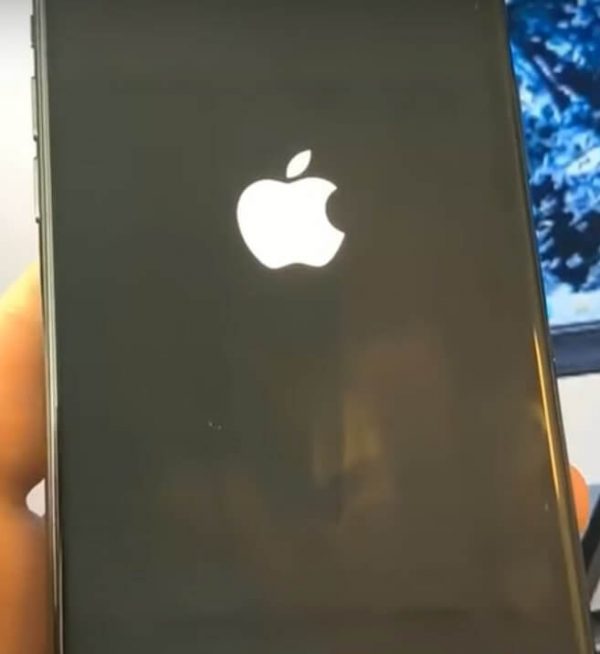 How To Jailbreak iOS 15 - Hawkdive.com