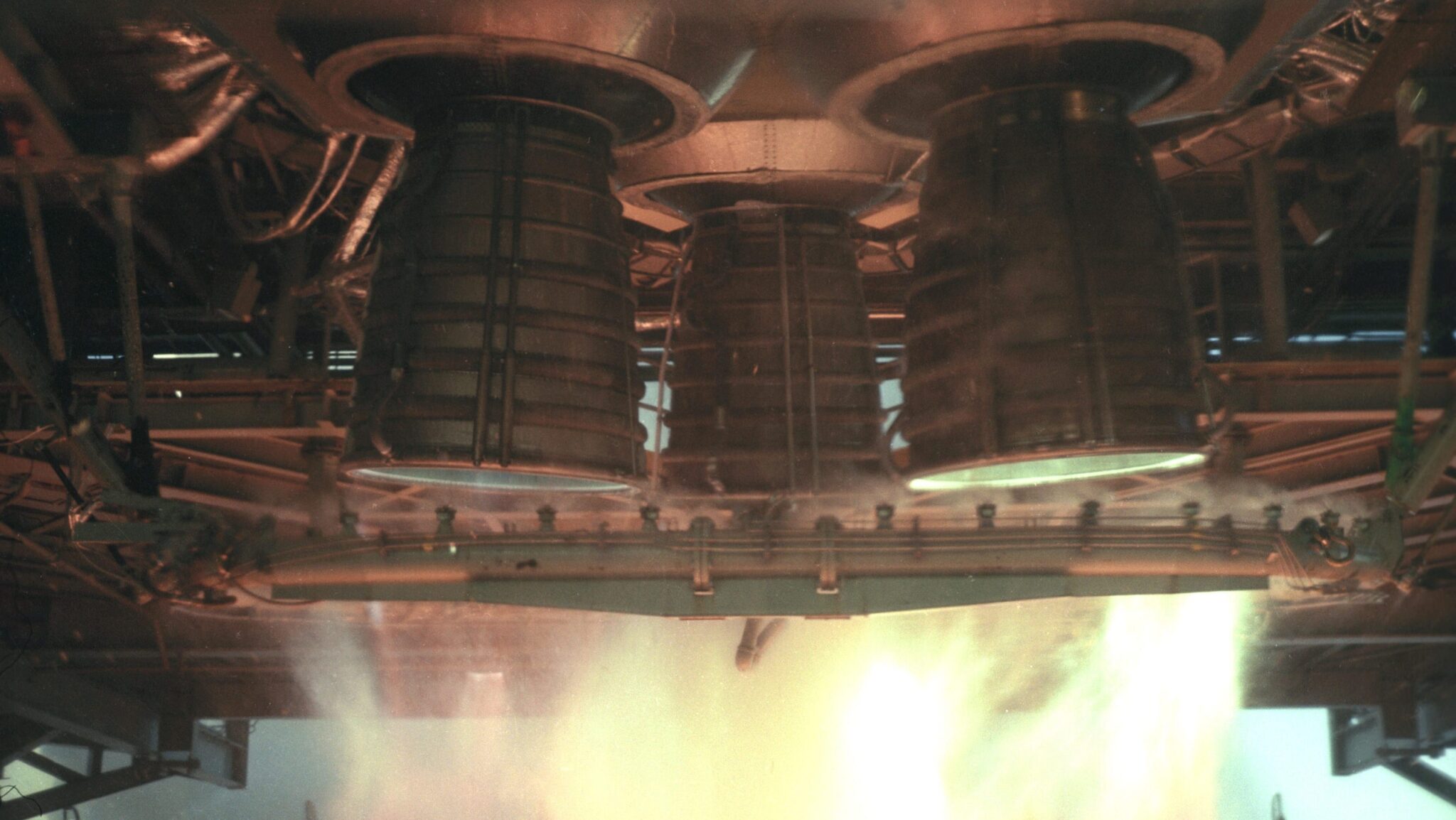 NASA Stennis' Pivotal Role in Space Shuttle Engine Trials - Hawkdive.com